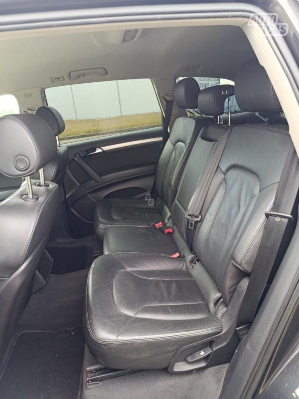 Audi Q7 2006 in Vilnius, with an engine capacity of 3.00 L and mileage of 390 thousand km for 3600 €, photo 7 on AUTOMOTO.COM.LV