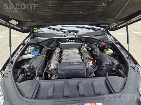 Audi Q7 2006 Daugavpils, ar dzinēja tilpumu 4.20 L un nobraukumu 0 tūkst. km par 6999 €, foto 2 vietnē AUTOMOTO.COM.LV