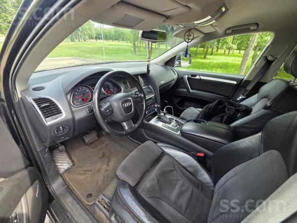 Audi Q7 2006 Daugavpils, ar dzinēja tilpumu 4.20 L un nobraukumu 0 tūkst. km par 6999 €, foto 3 vietnē AUTOMOTO.COM.LV