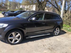 Audi Q7 2006 in Panevezys, with an engine capacity of 3.00 L and mileage of 300 thousand km for 6500 €, photo 5 on AUTOMOTO.COM.LV