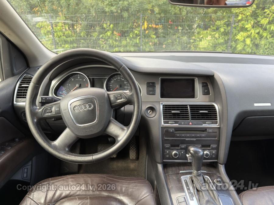 Audi Q7 2006 Tallina, ar dzinēja tilpumu 3.00 L un nobraukumu 340 tūkst. km par 6400 €, foto 8 vietnē AUTOMOTO.COM.LV