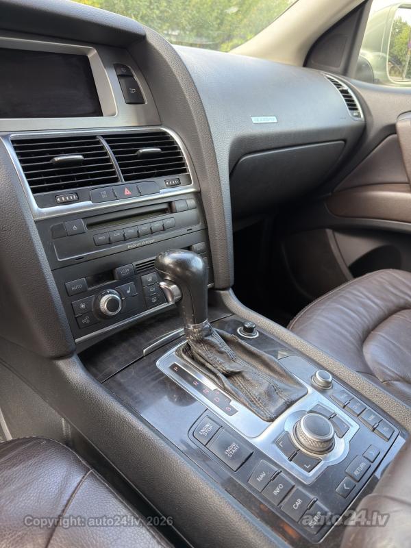 Audi Q7 2006 Tallina, ar dzinēja tilpumu 3.00 L un nobraukumu 340 tūkst. km par 6400 €, foto 9 vietnē AUTOMOTO.COM.LV