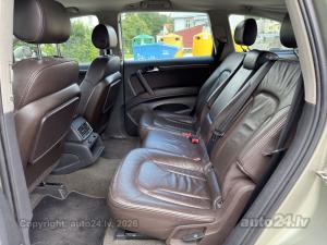 Audi Q7 2006 Tallina, ar dzinēja tilpumu 3.00 L un nobraukumu 340 tūkst. km par 6400 €, foto 13 vietnē AUTOMOTO.COM.LV