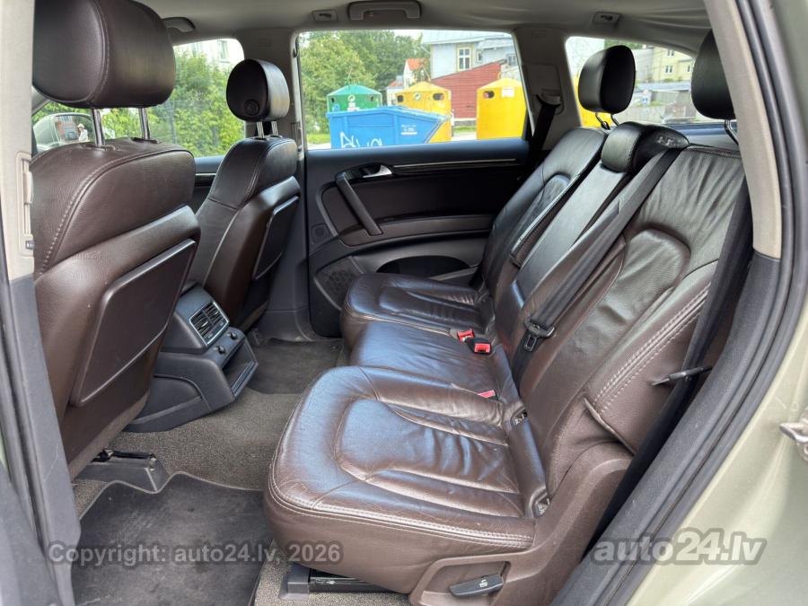 Audi Q7 2006 Tallina, ar dzinēja tilpumu 3.00 L un nobraukumu 340 tūkst. km par 6400 €, foto 13 vietnē AUTOMOTO.COM.LV