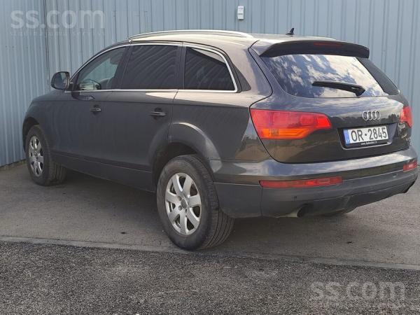 Audi Q7 2006 in Ogre, with an engine capacity of 3.00 L and mileage of 0 thousand km for 3300 €, photo 4 on AUTOMOTO.COM.LV