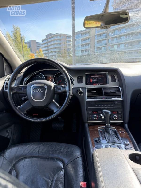 Audi Q7 2006 in Vilnius, with an engine capacity of 3.00 L and mileage of 400 thousand km for 2999 €, photo 6 on AUTOMOTO.COM.LV