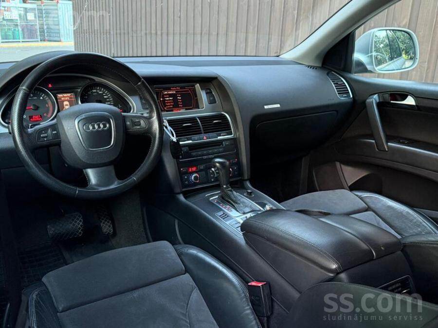 Audi Q7 2007 Rīga, ar dzinēja tilpumu 3.00 L un nobraukumu 249 tūkst. km par 4990 €, foto 12 vietnē AUTOMOTO.COM.LV