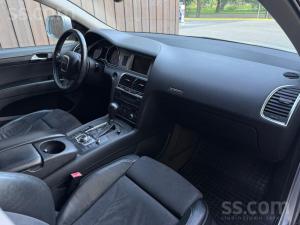 Audi Q7 2007 Rīga, ar dzinēja tilpumu 3.00 L un nobraukumu 249 tūkst. km par 4990 €, foto 16 vietnē AUTOMOTO.COM.LV