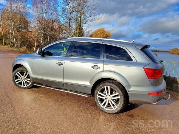Audi Q7 2007 in Jelgava, with an engine capacity of 3.00 L and mileage of 361 thousand km for 4000 €, photo 6 on AUTOMOTO.COM.LV