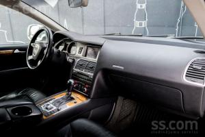 Audi Q7 2007 in Riga, with an engine capacity of 3.00 L and mileage of 305 thousand km for 6490 €, photo 9 on AUTOMOTO.COM.LV
