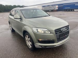 Audi Q7 2007 in Kaunas, with an engine capacity of 3.00 L and mileage of 286 thousand km for 5700 €, photo 4 on AUTOMOTO.COM.LV