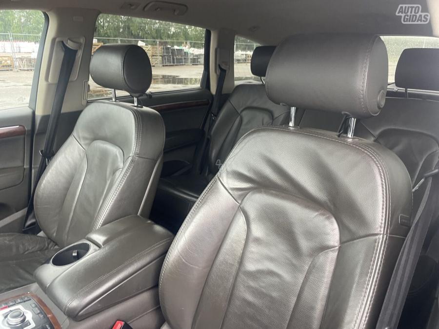 Audi Q7 2007 in Kaunas, with an engine capacity of 3.00 L and mileage of 286 thousand km for 5700 €, photo 16 on AUTOMOTO.COM.LV