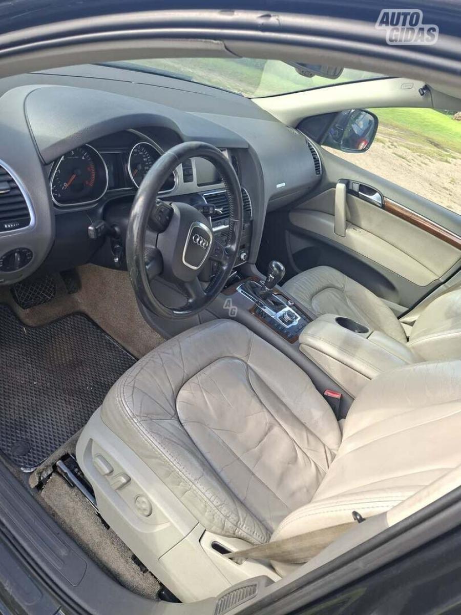 Audi Q7 2007 in Silale, with an engine capacity of 3.00 L and mileage of 300 thousand km for 2000 €, photo 7 on AUTOMOTO.COM.LV