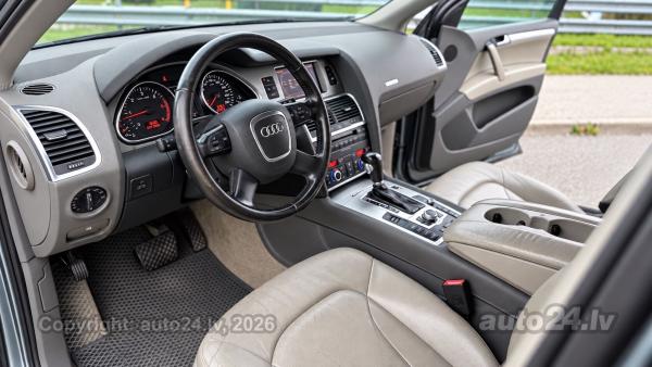 Audi Q7 2007 in Tallinn on AUTOMOTO.COM.LV Audi Q7 2007 in Tallinn, with an engine capacity of 3.00 L and mileage of 259 thousand km for 3599 €, photo 8 on AUTOMOTO.COM.LV