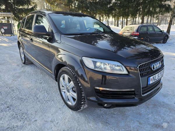 Audi Q7 2008 in Jurbarkas, with an engine capacity of 3.00 L and mileage of 320 thousand km for 5000 €, photo 2 on AUTOMOTO.COM.LV
