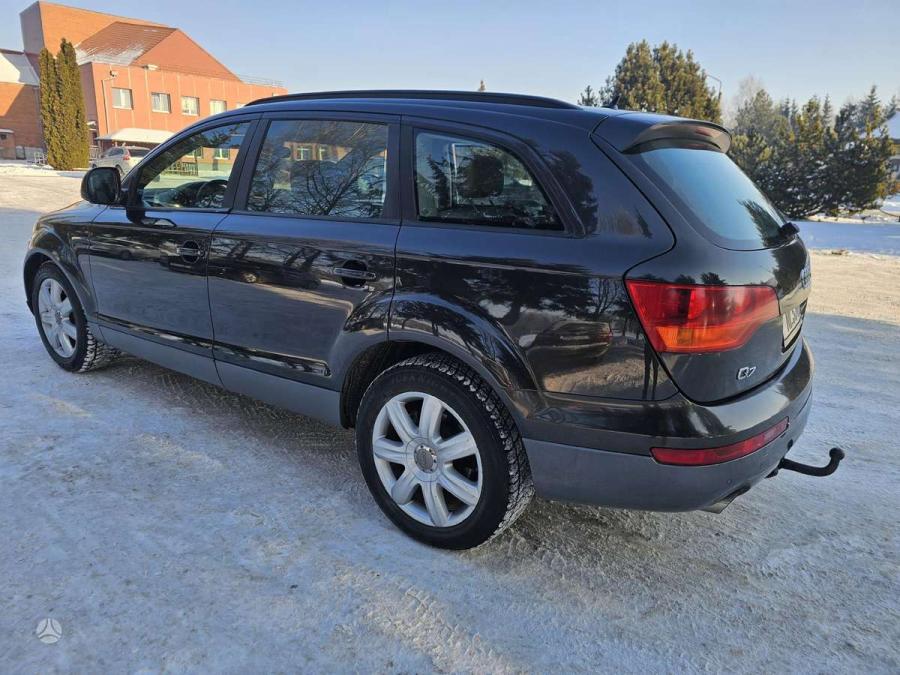 Audi Q7 2008 Jurbarkas, ar dzinēja tilpumu 3.00 L un nobraukumu 320 tūkst. km par 5000 €, foto 3 vietnē AUTOMOTO.COM.LV