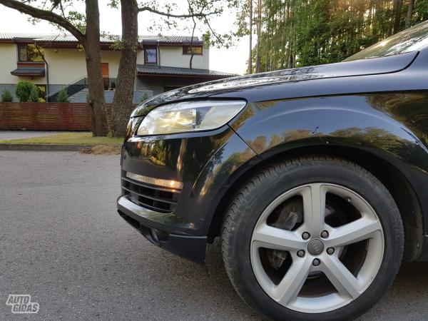 Audi Q7 2008 in Vilnius, with an engine capacity of 3.60 L and mileage of 325 thousand km for 9500 €, photo 6 on AUTOMOTO.COM.LV