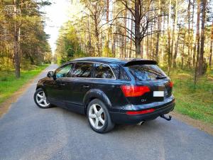 Audi Q7 2008 in Vilnius, with an engine capacity of 3.60 L and mileage of 325 thousand km for 9500 €, photo 8 on AUTOMOTO.COM.LV