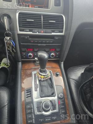 Audi Q7 2008 Rīga, ar dzinēja tilpumu 3.00 L un nobraukumu 344 tūkst. km par 5600 €, foto 8 vietnē AUTOMOTO.COM.LV