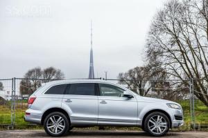 Audi Q7 2009 Rīga, ar dzinēja tilpumu 3.00 L un nobraukumu 390 tūkst. km par 10990 €, foto 5 vietnē AUTOMOTO.COM.LV