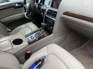 Audi Q7 2010 in Vilnius, with an engine capacity of 3.60 L and mileage of 266 thousand km for 6500 €, photo 3 on AUTOMOTO.COM.LV