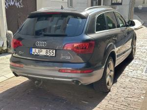 Audi Q7 2010 in Vilnius, with an engine capacity of 2.97 L and mileage of 280 thousand km for 7800 €, photo 7 on AUTOMOTO.COM.LV
