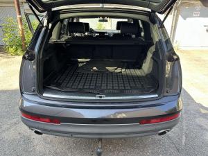 Audi Q7 2010 in Vilnius, with an engine capacity of 2.97 L and mileage of 280 thousand km for 7800 €, photo 12 on AUTOMOTO.COM.LV