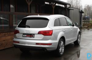 Audi Q7 2011 in Riga, with an engine capacity of 3.00 L and mileage of 242 thousand km for 10900 €, photo 3 on AUTOMOTO.COM.LV
