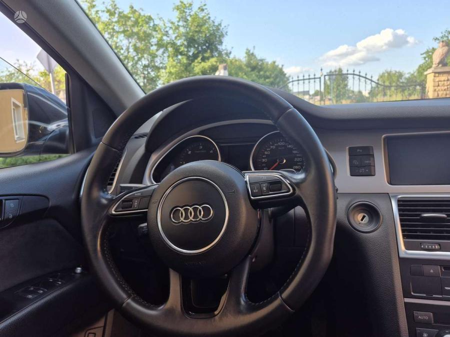Audi Q7 2012 in Vilnius, with an engine capacity of 2.97 L and mileage of 390 thousand km for 8500 €, photo 10 on AUTOMOTO.COM.LV