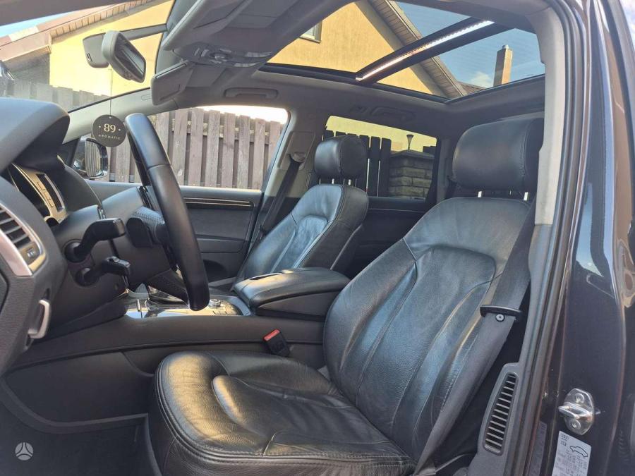 Audi Q7 2012 in Vilnius, with an engine capacity of 2.97 L and mileage of 390 thousand km for 8500 €, photo 12 on AUTOMOTO.COM.LV