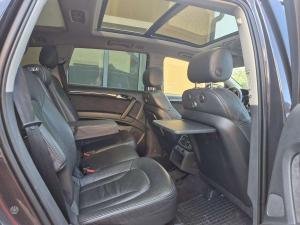 Audi Q7 2012 in Vilnius, with an engine capacity of 2.97 L and mileage of 390 thousand km for 8500 €, photo 16 on AUTOMOTO.COM.LV