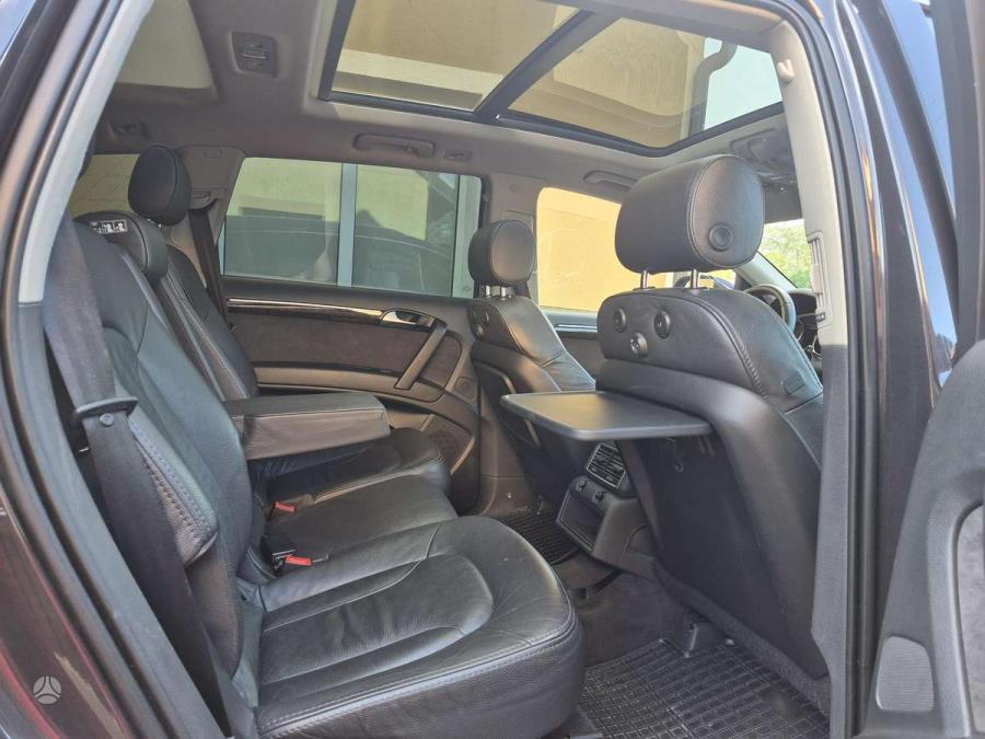 Audi Q7 2012 in Vilnius, with an engine capacity of 2.97 L and mileage of 390 thousand km for 8500 €, photo 16 on AUTOMOTO.COM.LV