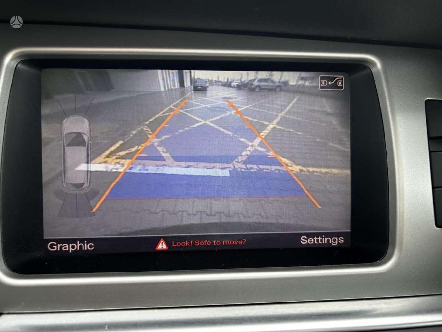 Audi Q7 2012 in Vilnius, with an engine capacity of 2.97 L and mileage of 301 thousand km for 10799 €, photo 16 on AUTOMOTO.COM.LV