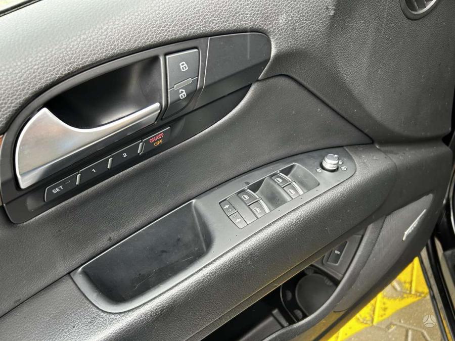 Audi Q7 2012 in Vilnius, with an engine capacity of 2.97 L and mileage of 301 thousand km for 10800 €, photo 19 on AUTOMOTO.COM.LV