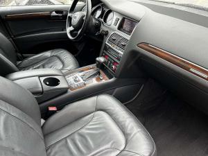 Audi Q7 2012 in Vilnius, with an engine capacity of 2.97 L and mileage of 301 thousand km for 9999 €, photo 11 on AUTOMOTO.COM.LV