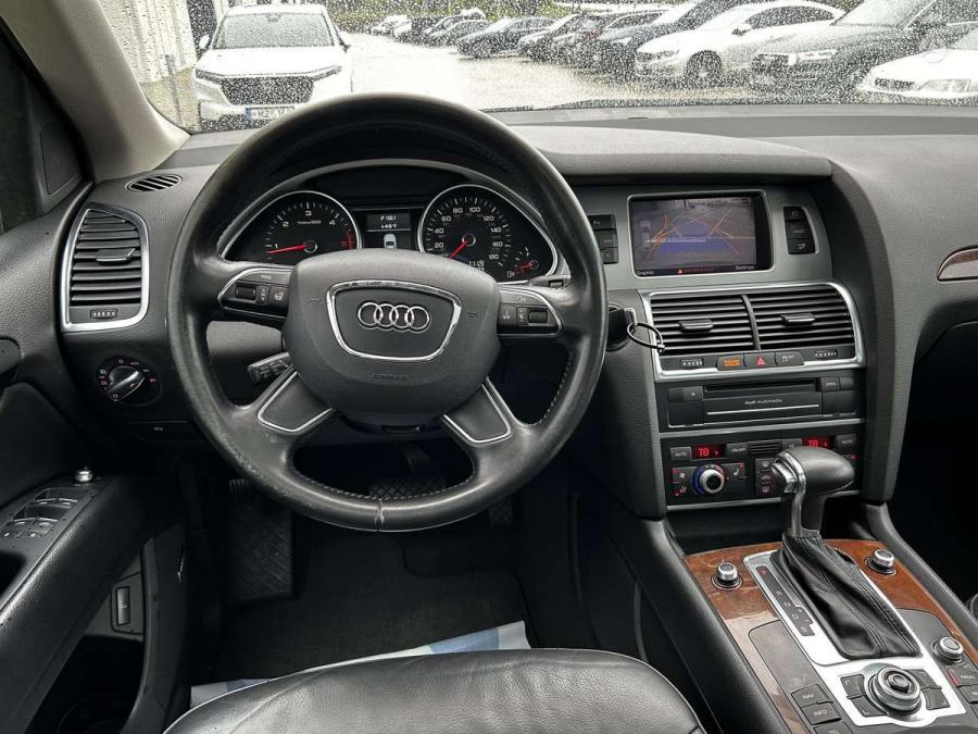 Audi Q7 2012 in Vilnius, with an engine capacity of 2.97 L and mileage of 301 thousand km for 9999 €, photo 12 on AUTOMOTO.COM.LV