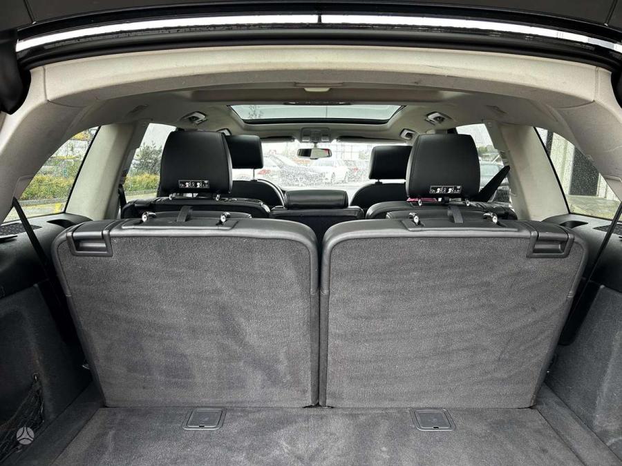 Audi Q7 2012 in Vilnius, with an engine capacity of 2.97 L and mileage of 301 thousand km for 9999 €, photo 15 on AUTOMOTO.COM.LV