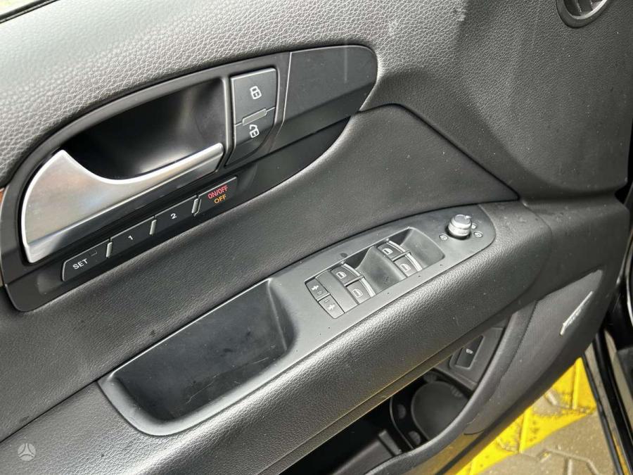 Audi Q7 2012 in Vilnius, with an engine capacity of 2.97 L and mileage of 301 thousand km for 9999 €, photo 18 on AUTOMOTO.COM.LV