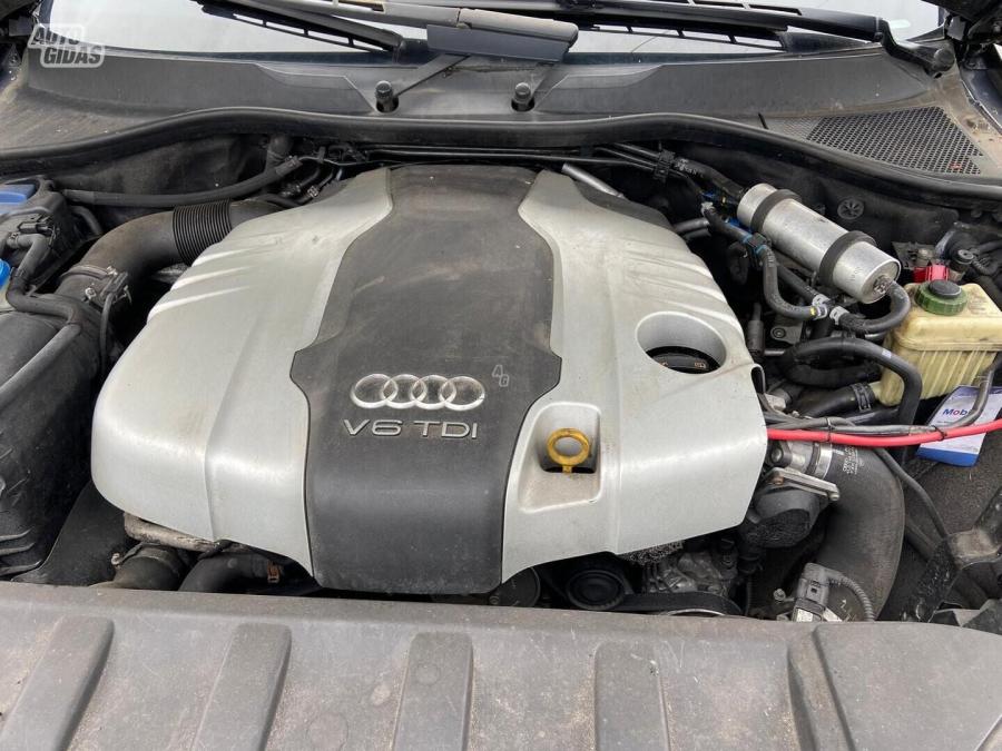Audi Q7 2013 in Marijampole, with an engine capacity of 3.00 L and mileage of 299 thousand km for 5950 €, photo 13 on AUTOMOTO.COM.LV