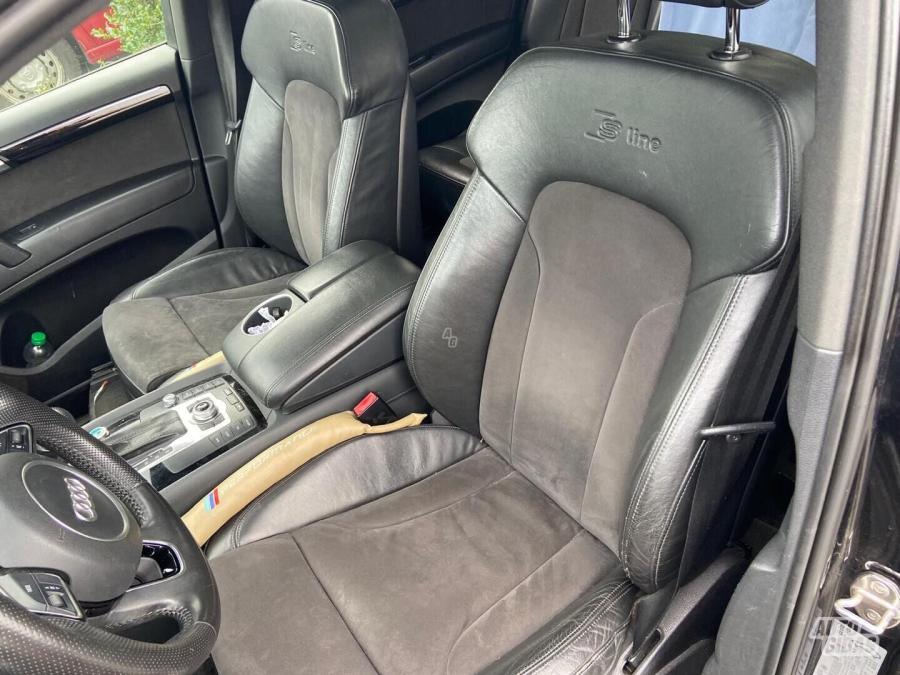 Audi Q7 2013 in Marijampole, with an engine capacity of 3.00 L and mileage of 299 thousand km for 5950 €, photo 14 on AUTOMOTO.COM.LV