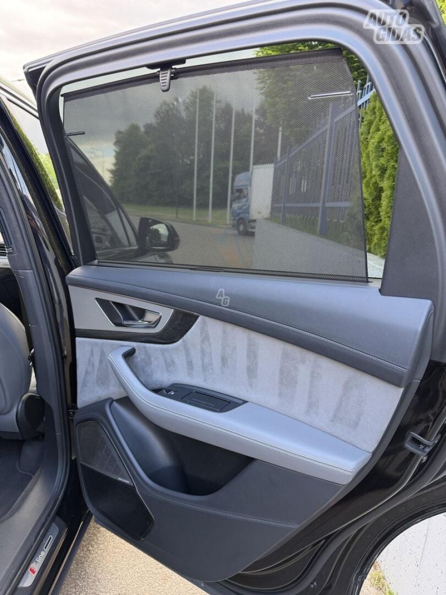 Audi Q7 2015 in Vilnius, with an engine capacity of 3.00 L and mileage of 290 thousand km for 28000 €, photo 32 on AUTOMOTO.COM.LV