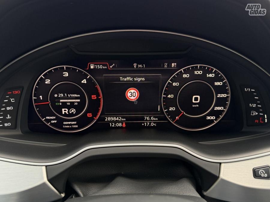 Audi Q7 2015 in Vilnius, with an engine capacity of 3.00 L and mileage of 290 thousand km for 28000 €, photo 37 on AUTOMOTO.COM.LV