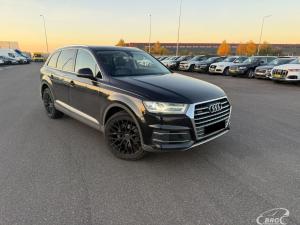 Audi Q7 2015 in Vilnius, with an engine capacity of 2.97 L and mileage of 430 thousand km for 13900 €, photo 3 on AUTOMOTO.COM.LV
