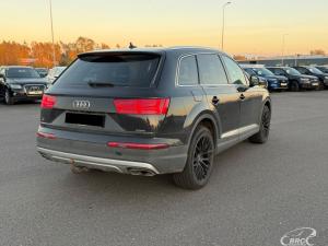 Audi Q7 2015 in Vilnius, with an engine capacity of 2.97 L and mileage of 430 thousand km for 13900 €, photo 4 on AUTOMOTO.COM.LV