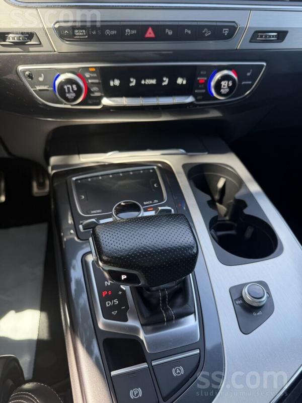Audi Q7 2016 in Riga, with an engine capacity of 3.00 L and mileage of 327 thousand km for 18000 €, photo 10 on AUTOMOTO.COM.LV