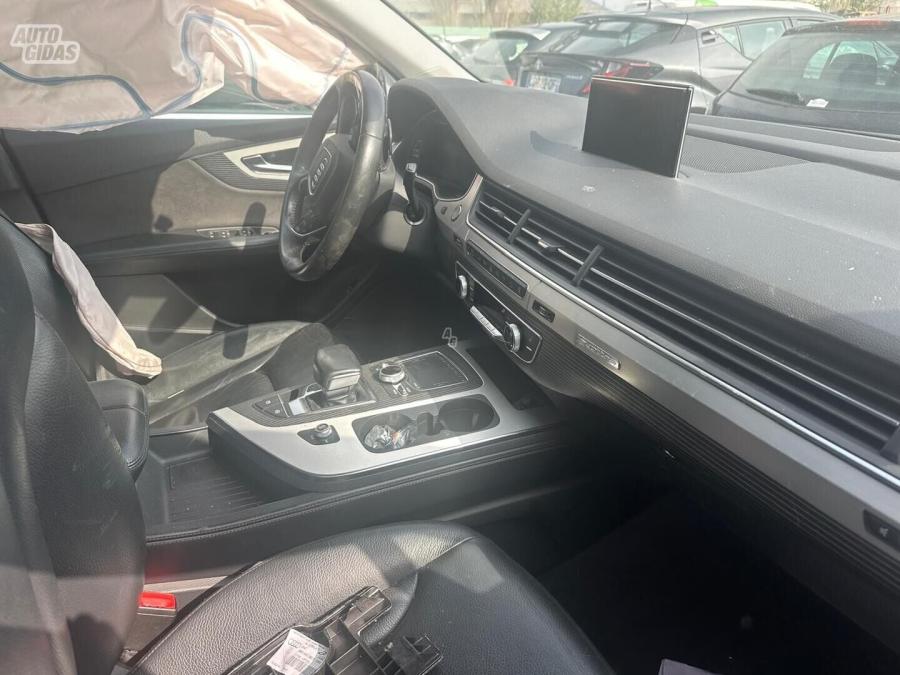 Audi Q7 2017 in Klaipeda, with an engine capacity of 3.00 L and mileage of 120 thousand km for 13500 €, photo 4 on AUTOMOTO.COM.LV
