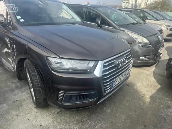 Audi Q7 2017 in Klaipeda, with an engine capacity of 3.00 L and mileage of 120 thousand km for 13500 €, photo 5 on AUTOMOTO.COM.LV