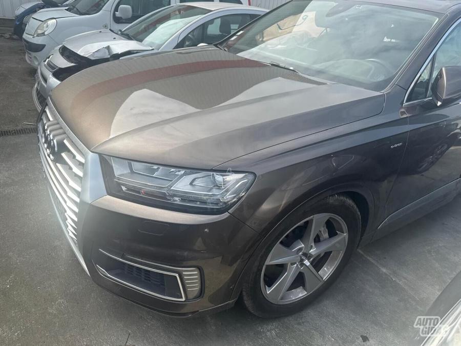 Audi Q7 2017 in Klaipeda, with an engine capacity of 3.00 L and mileage of 120 thousand km for 13500 €, photo 7 on AUTOMOTO.COM.LV