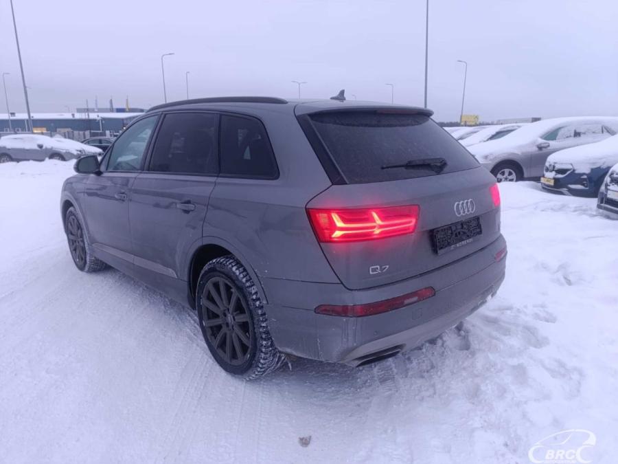 Audi Q7 2017 in Vilnius, with an engine capacity of 3.00 L and mileage of 199 thousand km for 19900 €, photo 3 on AUTOMOTO.COM.LV