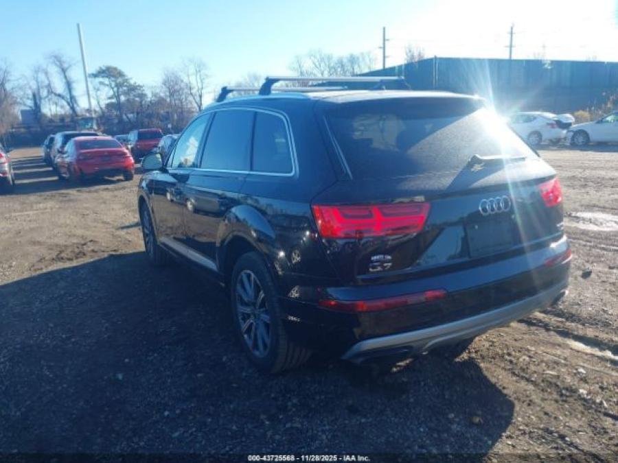 Audi Q7 2018 in Klaipeda, with an engine capacity of 0.00 L and mileage of 0 thousand km for 8500 €, photo 3 on AUTOMOTO.COM.LV